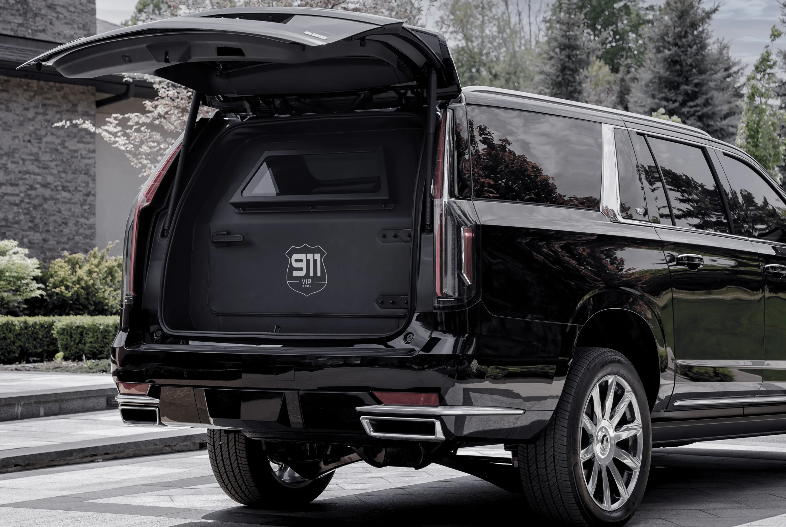 רכב משוריין: שירות הסעת VIP ברכב ממוגן ירי ב-100% מקצועיות | 911vip